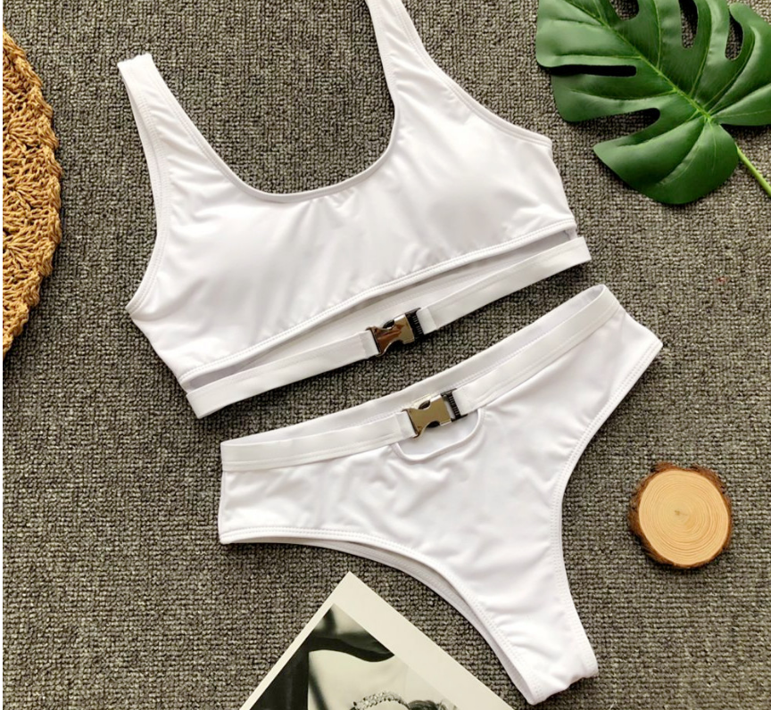 Style Bikini Metal Buckle Split Swimsuit on Luulla