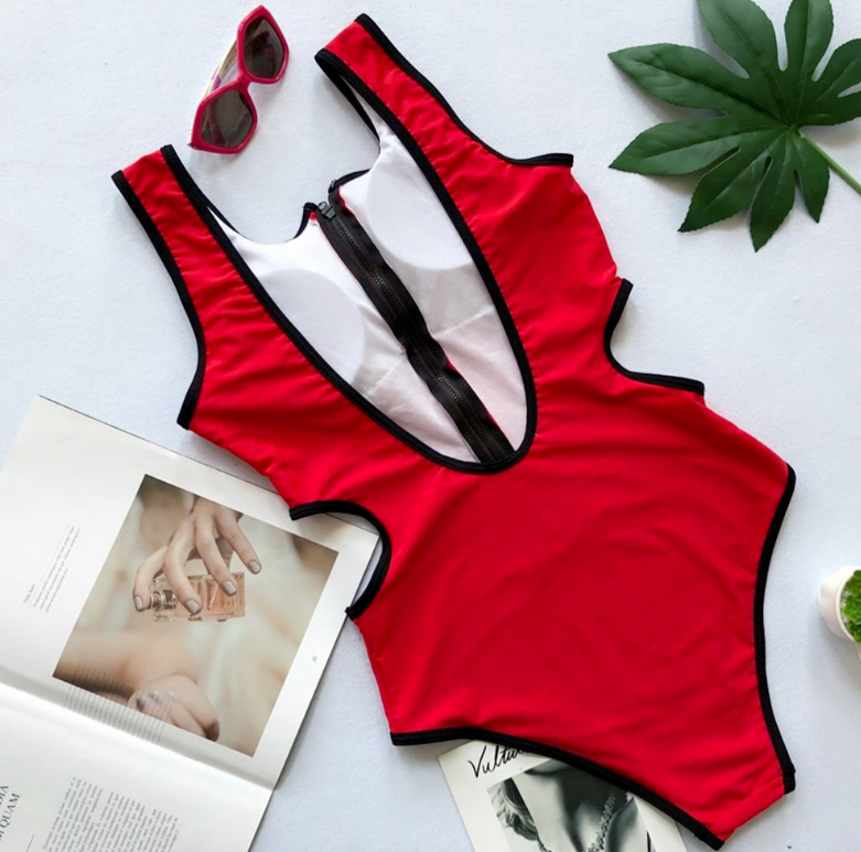 A Zippered Swimsuit on Luulla